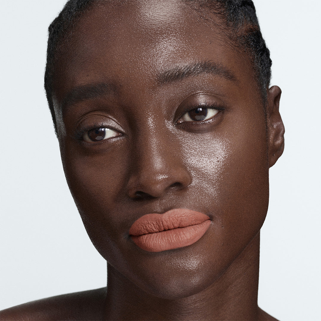 Liquid Lipstick Matte Thar Desert 255 fra BYREDO | Heaven Scent